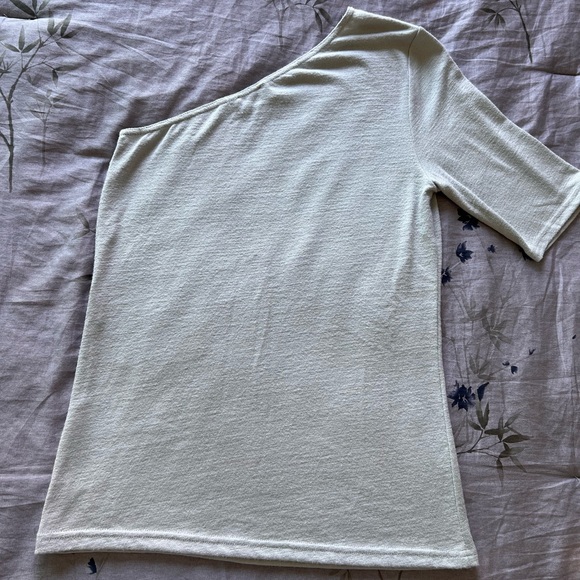 Aritzia | Tops | Aritzia One Shoulder Top | Poshmark